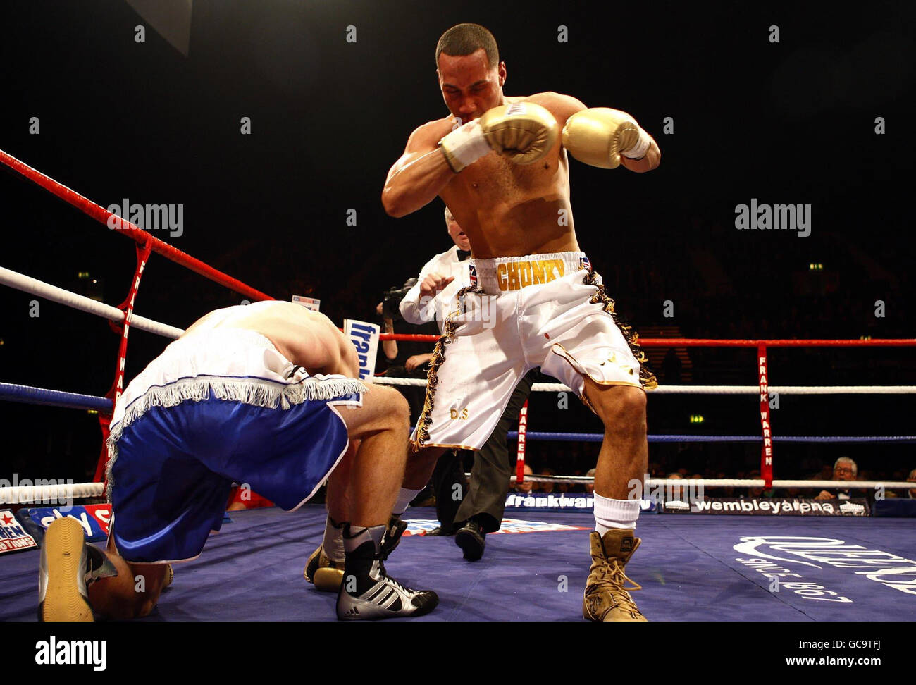 James degale v matthew barr hi-res stock photography and images - Alamy