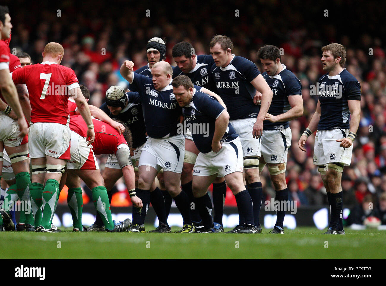 Packs prepare scrum rbs 6 nations match millennium stadium hi-res stock ...
