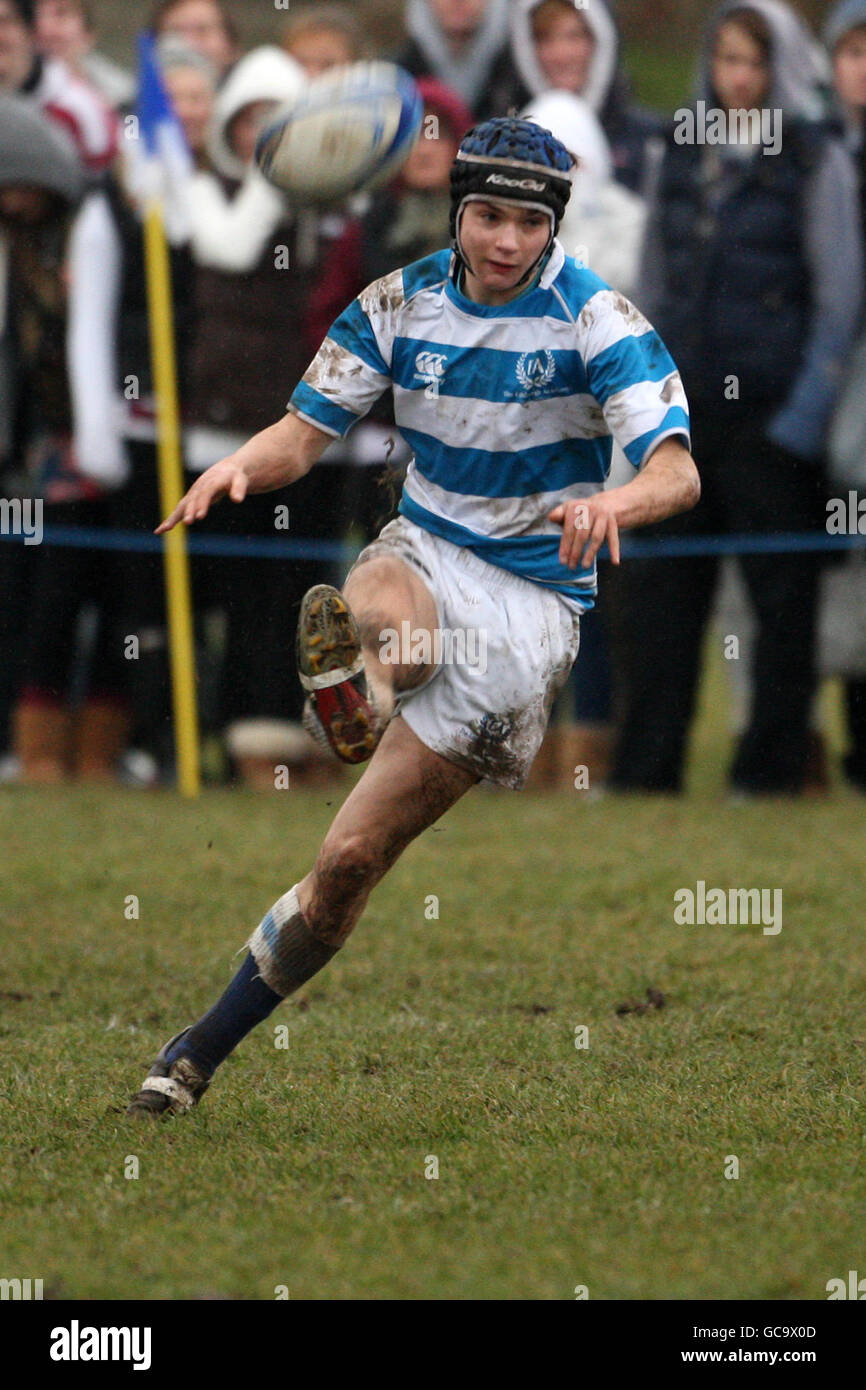 George watsons college in action against edinburgh academy hi-res stock ...