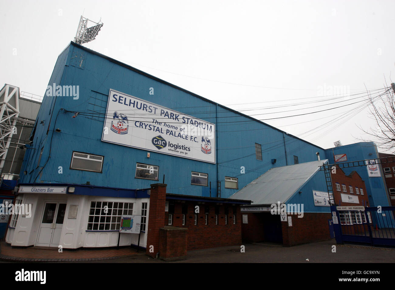 Selhurst park stadium outside hi-res stock photography and images - Alamy