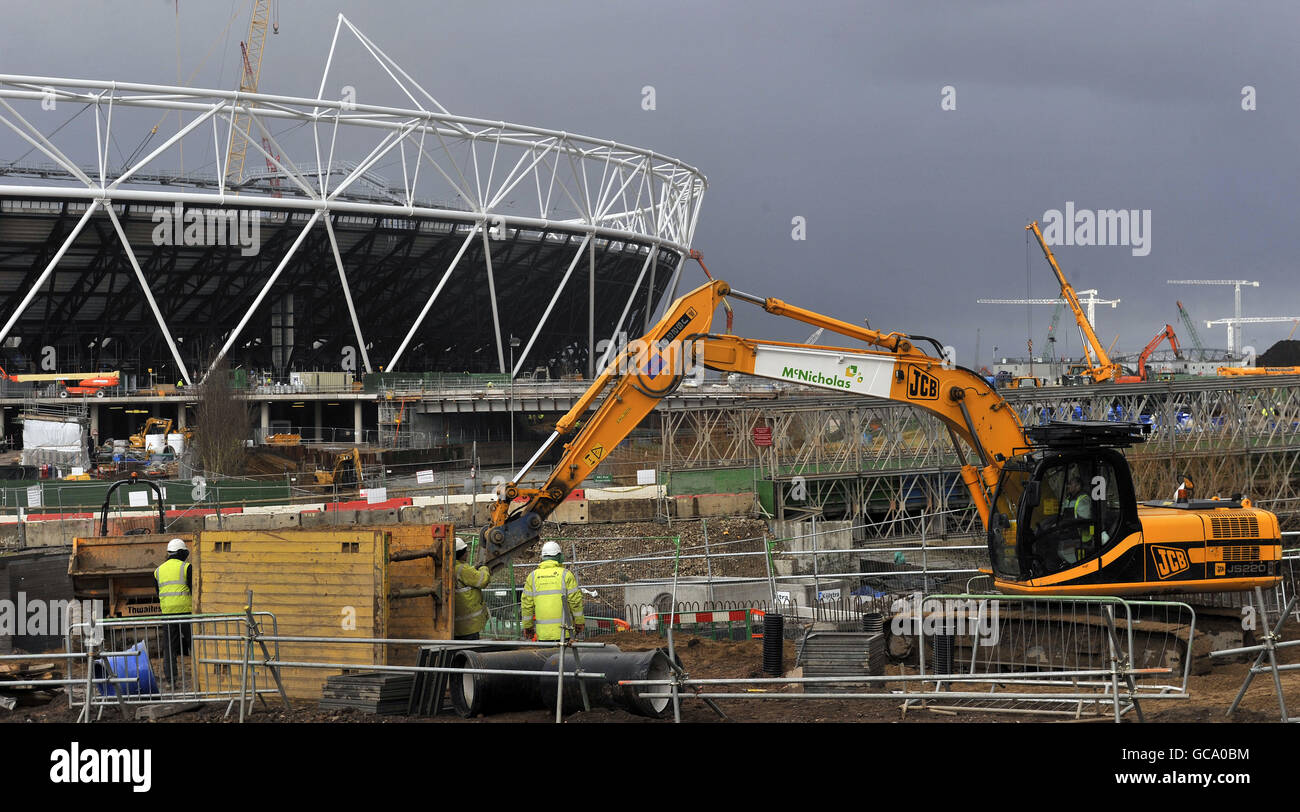 Olympics - Olympic Stadium Views. The London Olympic Park under ...