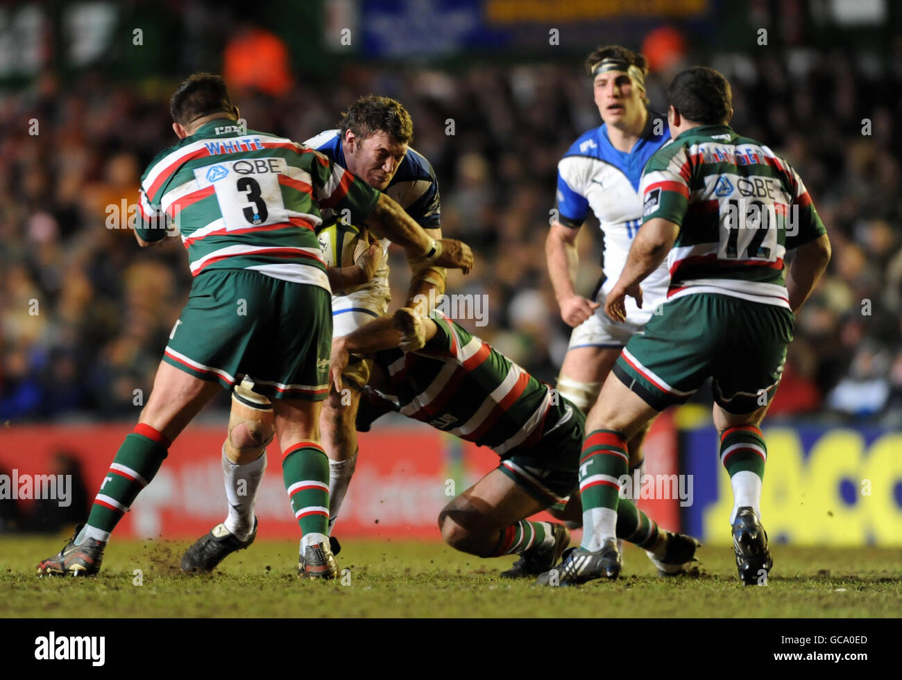 Rugbyu leicester full length tackling mangrr ampics hi-res stock ...