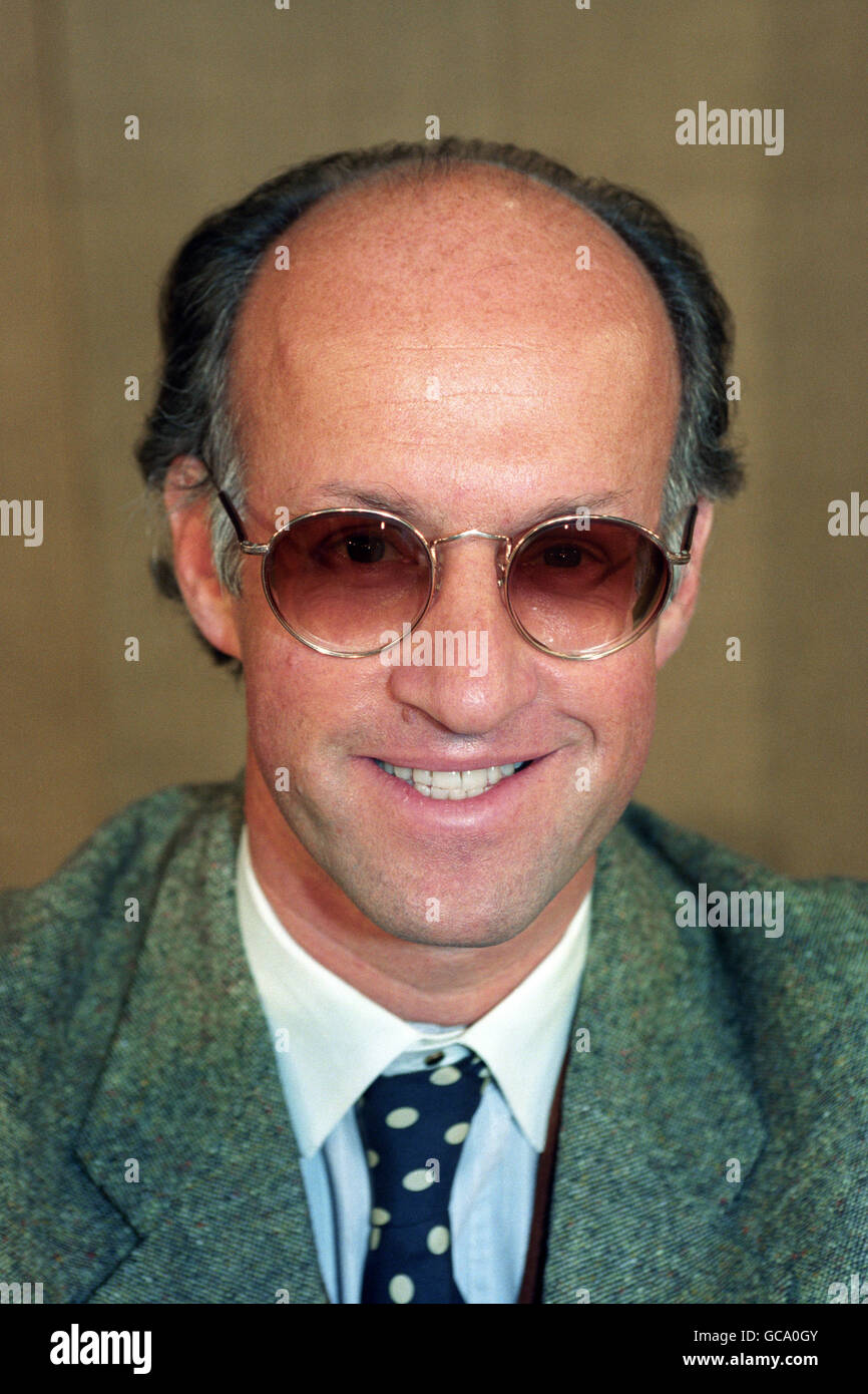 ROGER SAUL, DESIGNER AND FOUNDER OF MULBERRY FASHIONS Stock Photo - Alamy