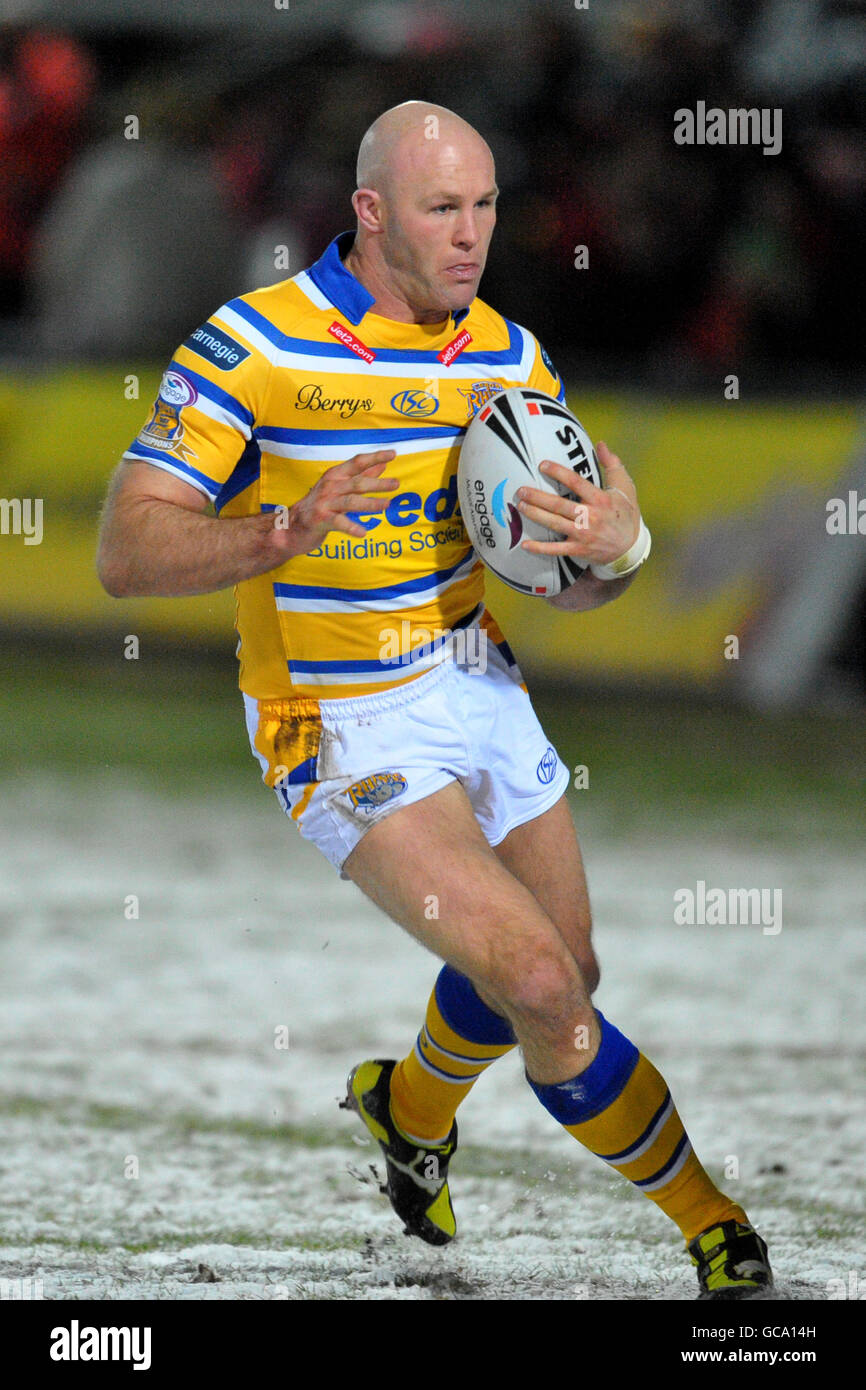Leeds rugby ground hi-res stock photography and images - Alamy