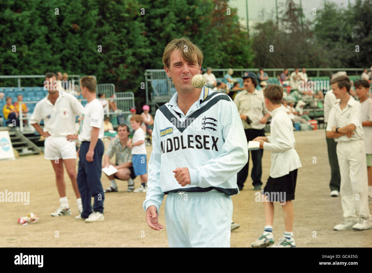 3 4 flipping ball masptuff hi-res stock photography and images - Alamy