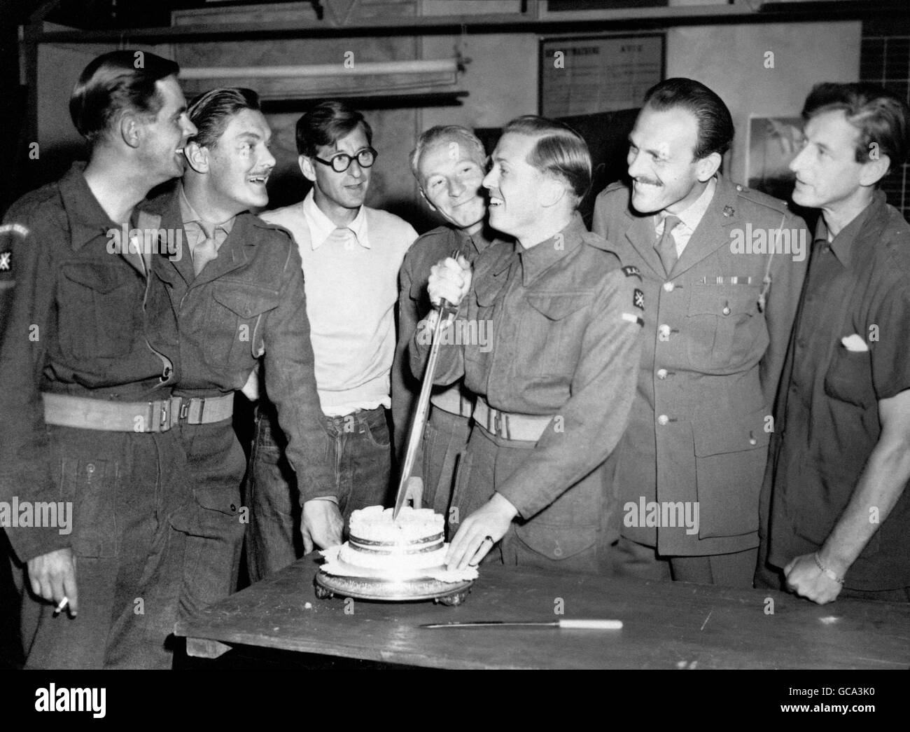 Shepperton studios who hi-res stock photography and images - Alamy