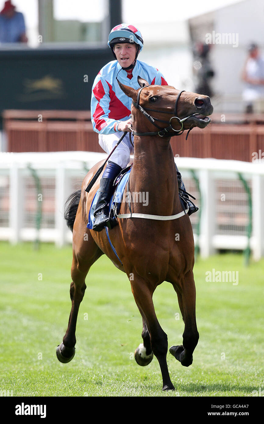 Horse Racing - totepool Family Raceday - Ayr Racecourse Stock Photo - Alamy