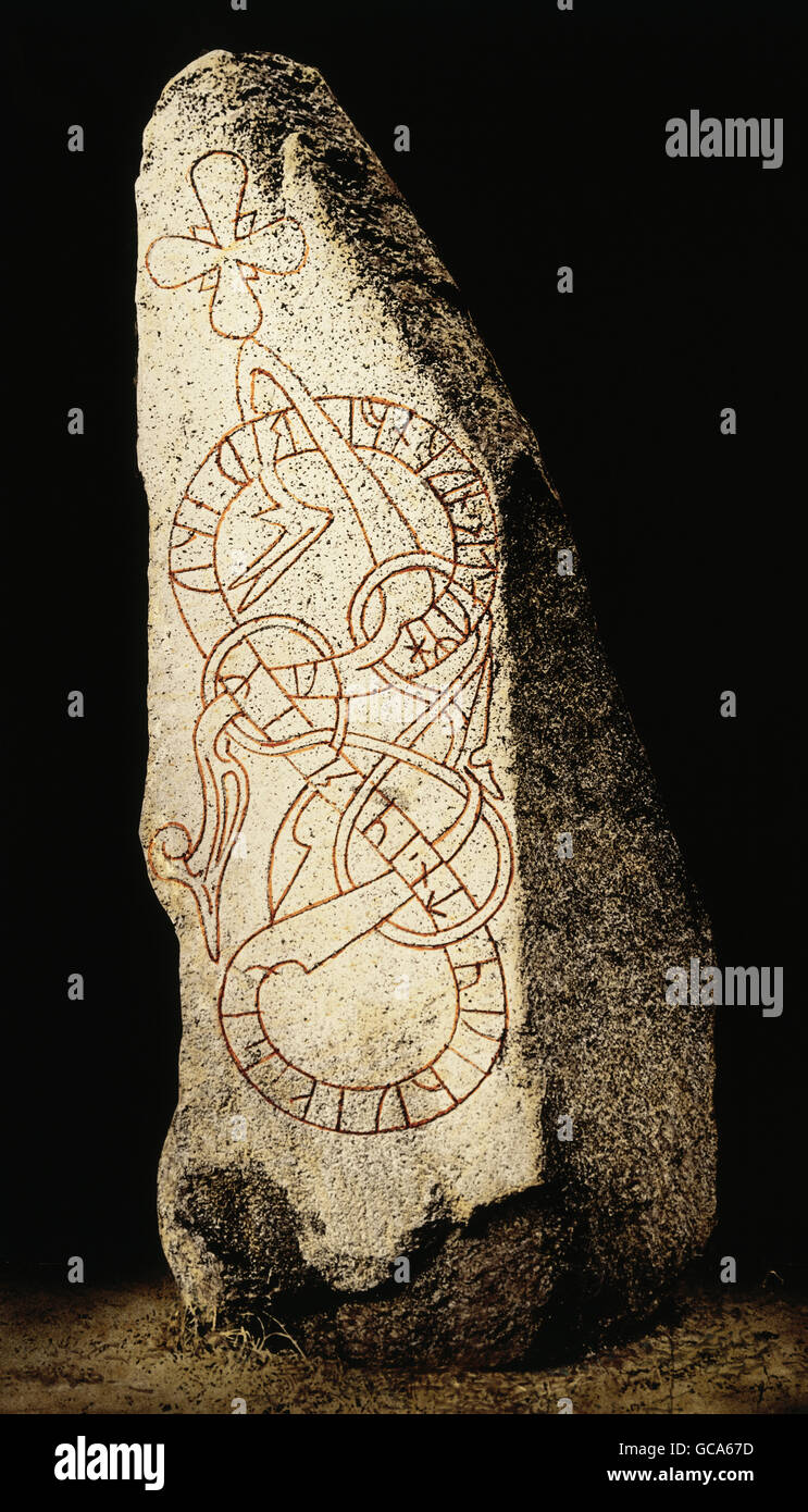 Runic cross hi-res stock photography and images - Alamy