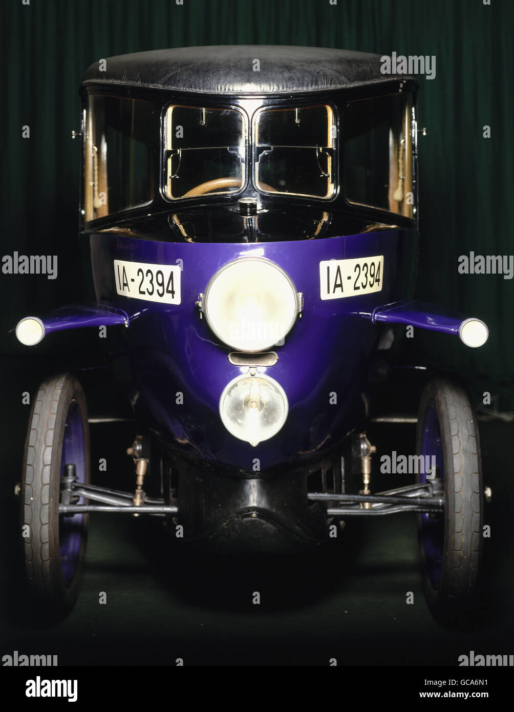 Rumpler tropfenwagen hi-res stock photography and images - Alamy