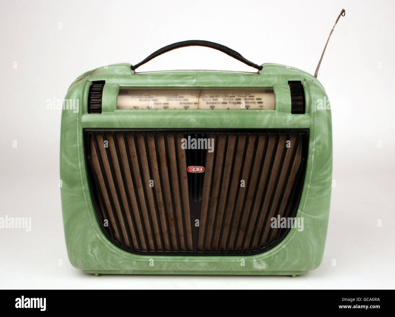 broadcast, radio, radio sets, portable radio 6 D 71, made by VEB Stern ...