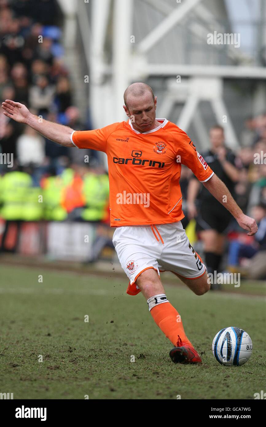 Preston north end v blackpool hi-res stock photography and images - Alamy