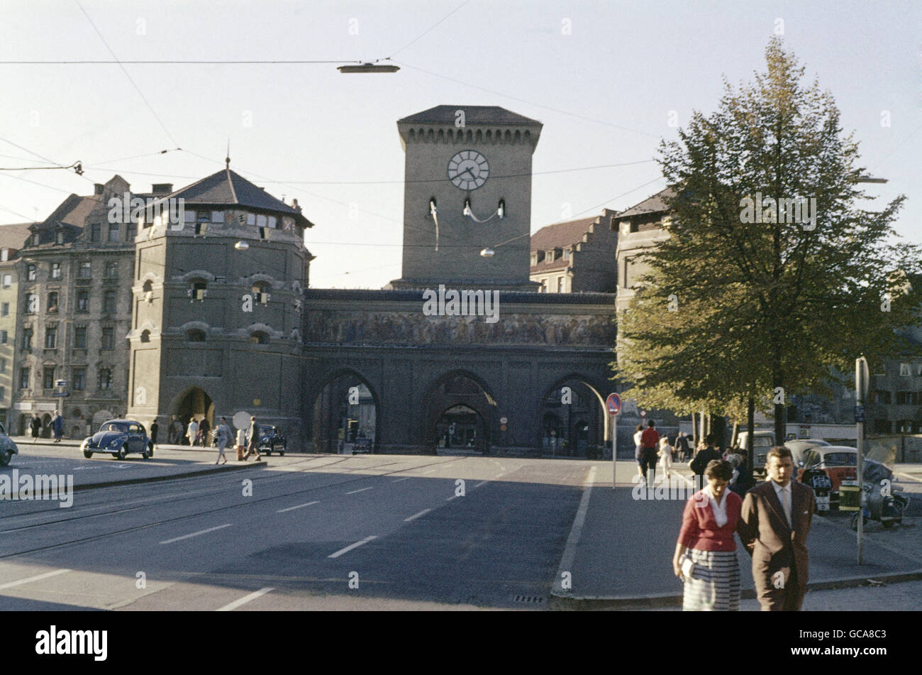 Munich gate hi-res stock photography and images - Alamy