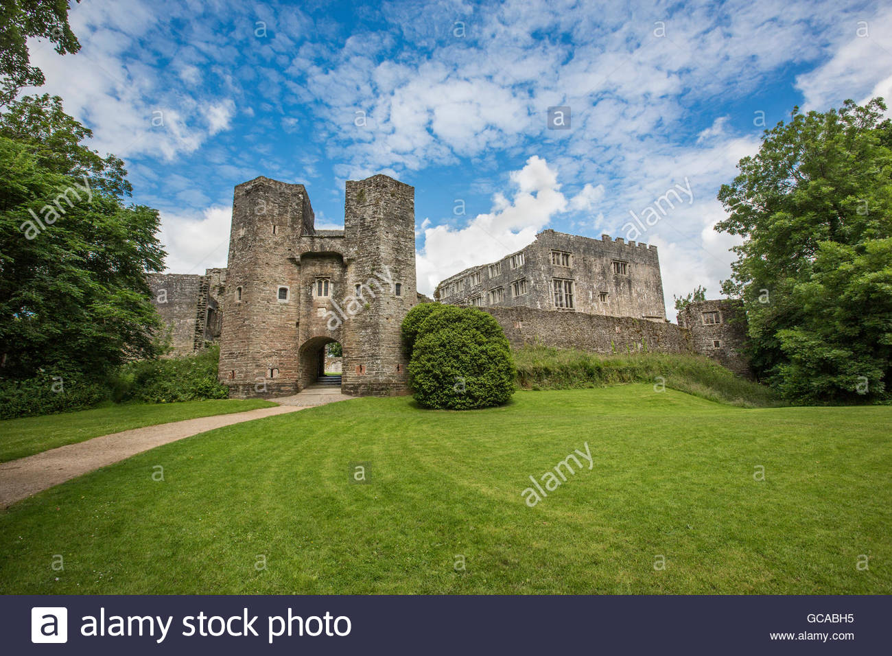Berry Pomeroy Castle Stock Photos & Berry Pomeroy Castle Stock Images ...
