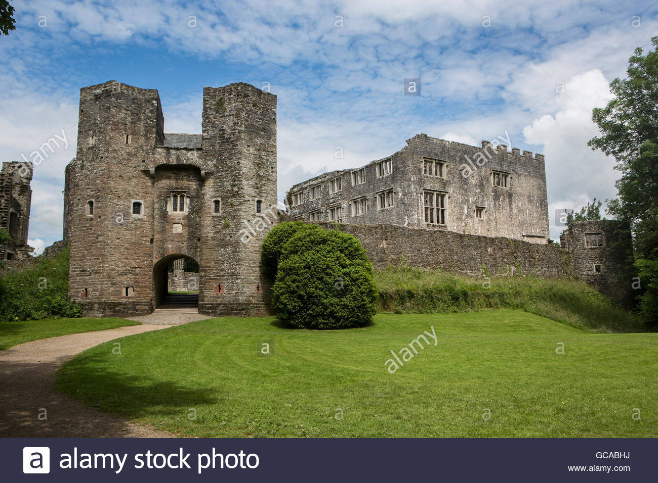 Berry Pomeroy Castle Stock Photos & Berry Pomeroy Castle Stock Images ...