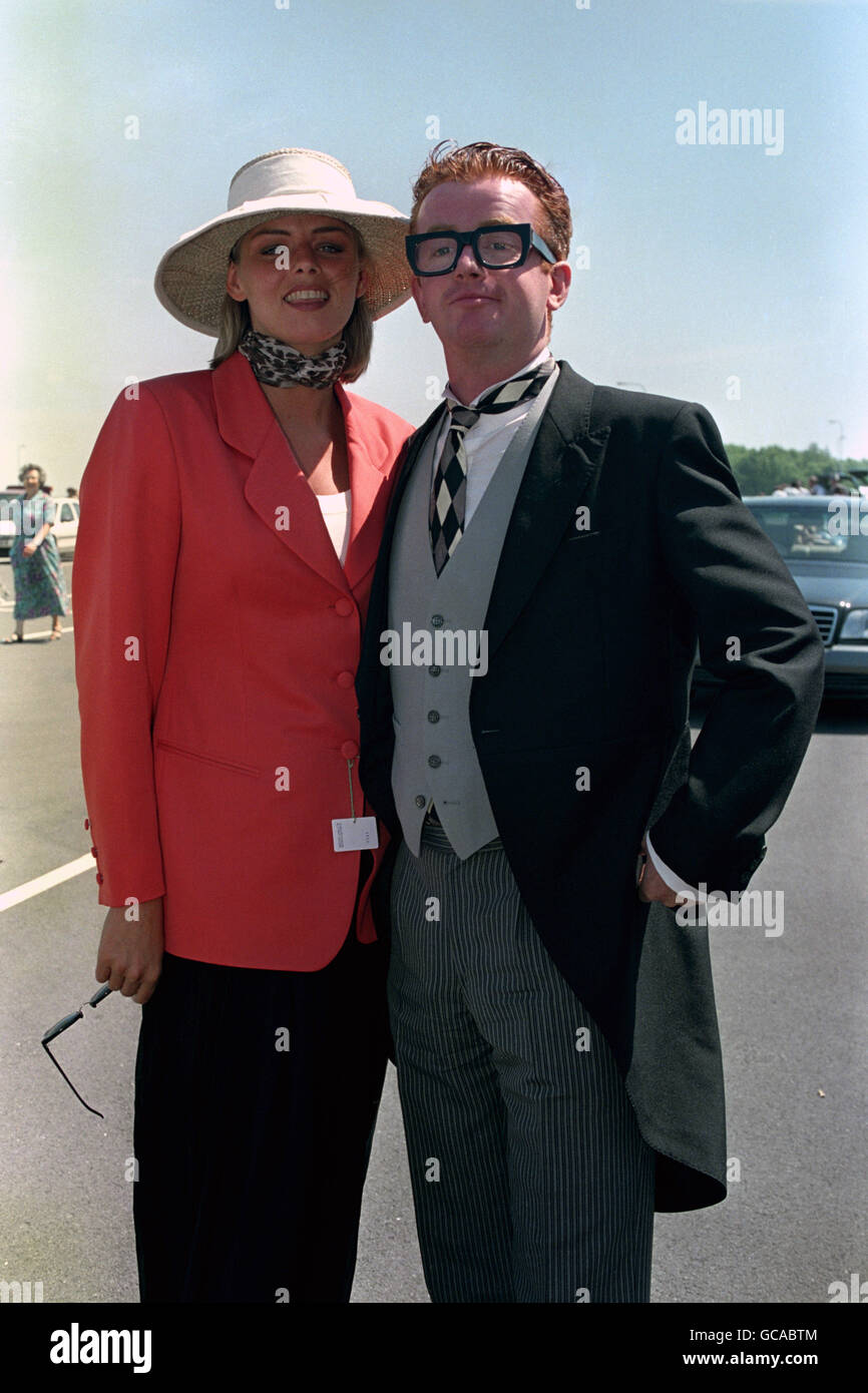 Tv presenter chris evans and his girlfriend hi-res stock photography ...