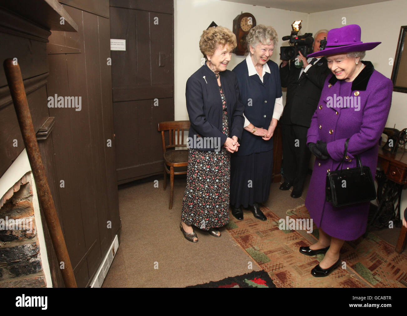 Queen Elizabeth II visits King's Lynn Stock Photo - Alamy