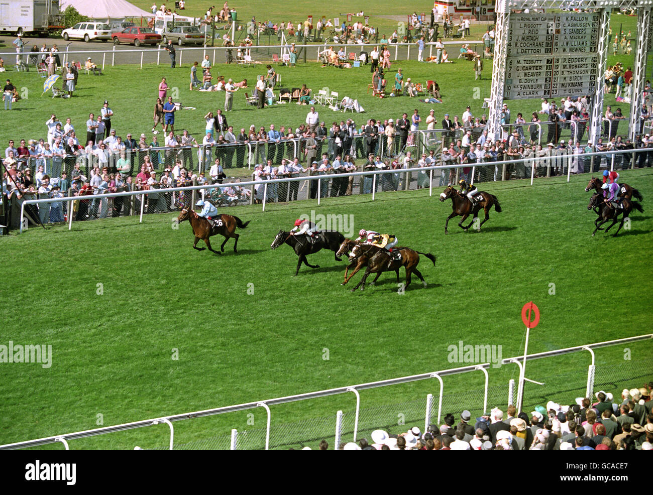 Ascot racecourse aerial hi-res stock photography and images - Alamy