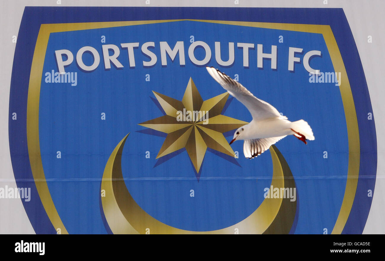 Epl circle logo hi-res stock photography and images - Alamy