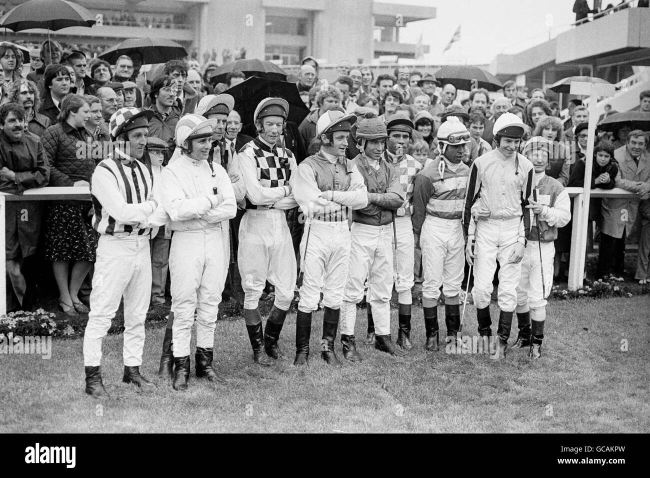 Horse Racing - The Chivas Regal Trophy - Sandown Park - Esher - 1980 ...