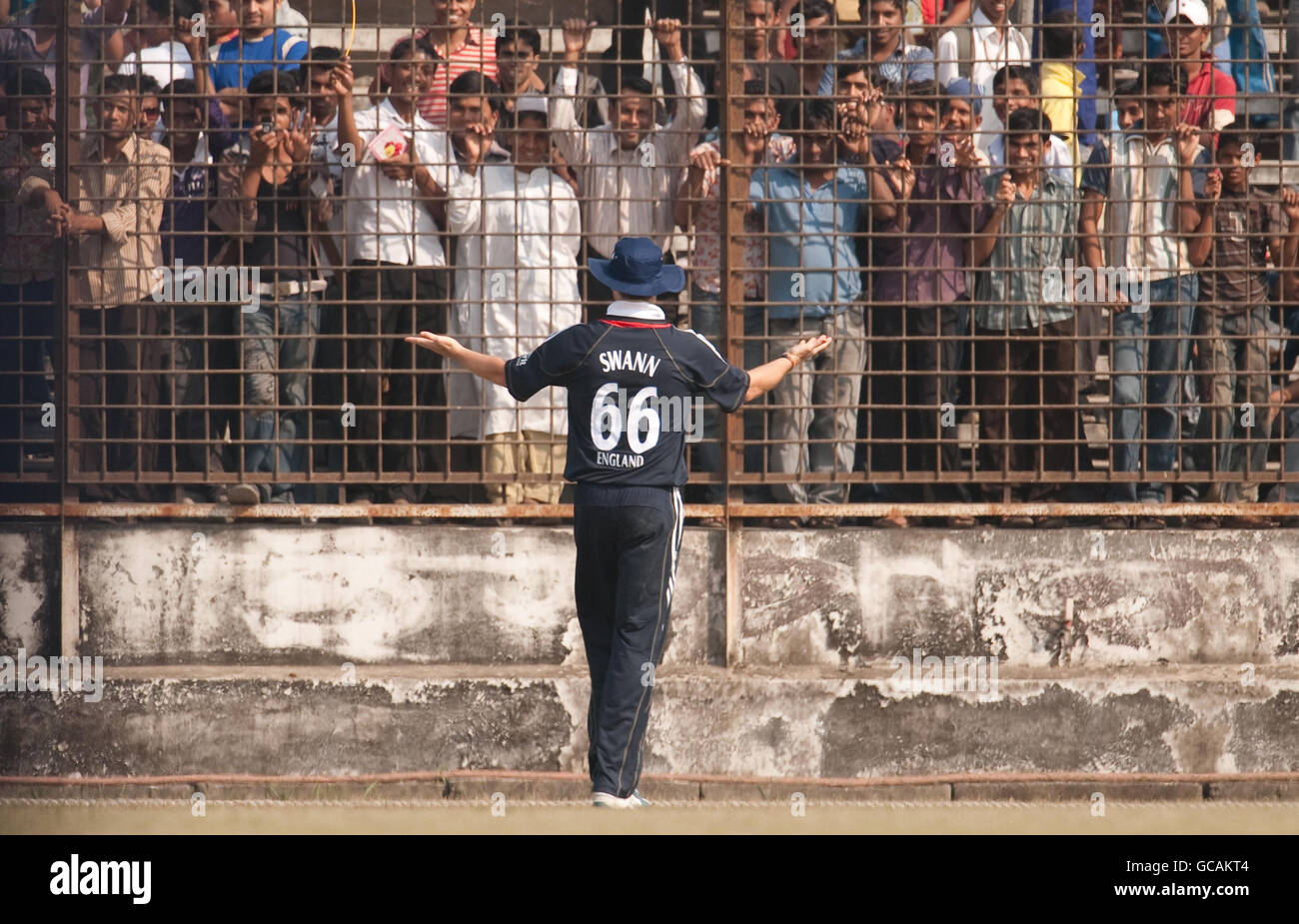 England's Graeme Swann during the tour match at Khan Shaheb Osman Ali ...