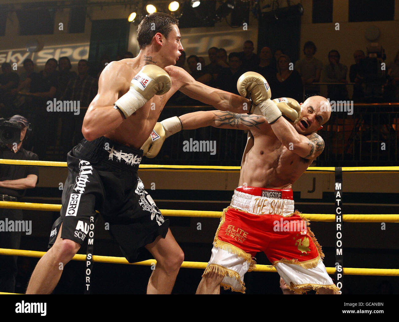 Middleweights hi-res stock photography and images - Alamy