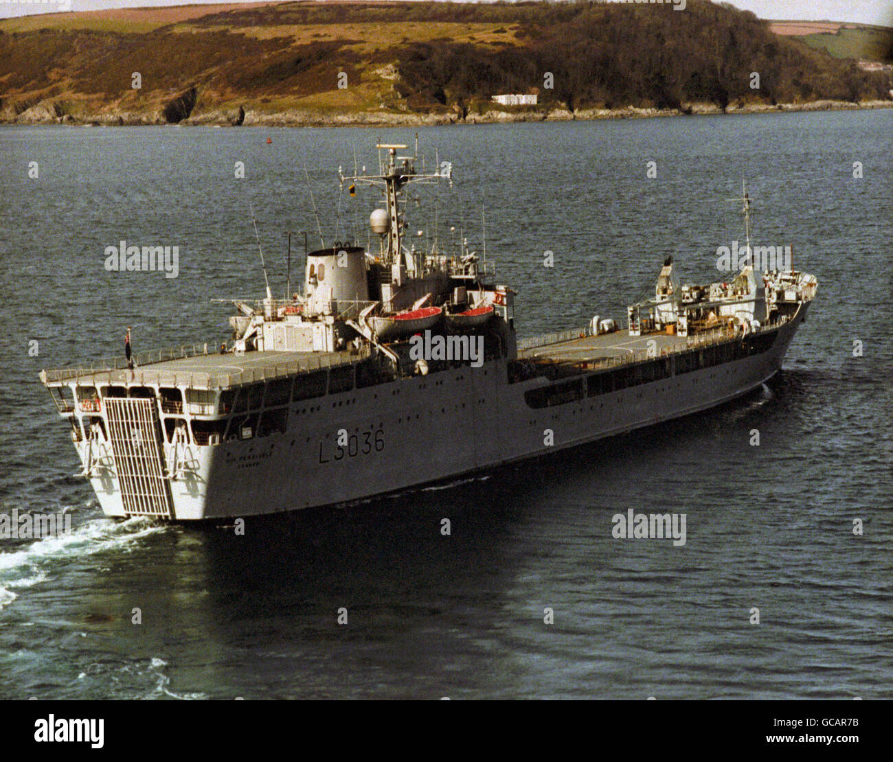 The Royal Fleet Auxiliary Landing Ship Stock Photos & The Royal Fleet ...
