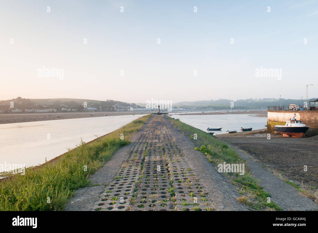 Looking out across wide hi-res stock photography and images - Alamy