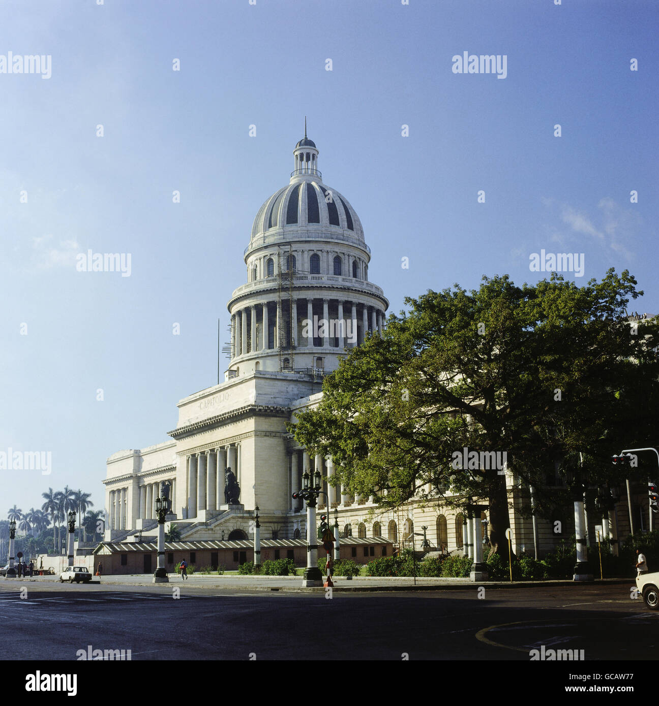 1980s buildings architecture hi-res stock photography and images - Alamy