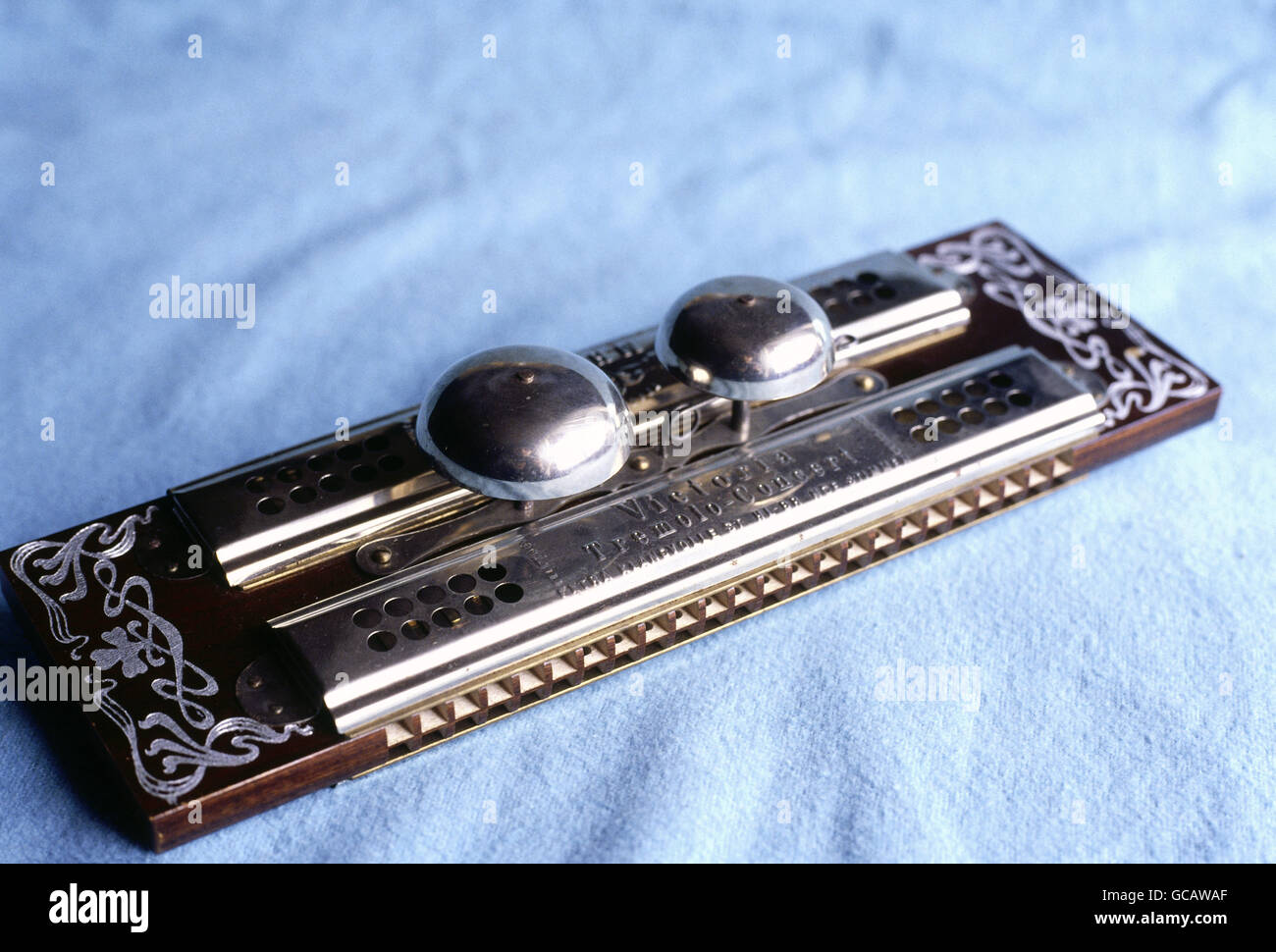 music, instruments, wind instruments, tremolo harmonica, Hohner ...