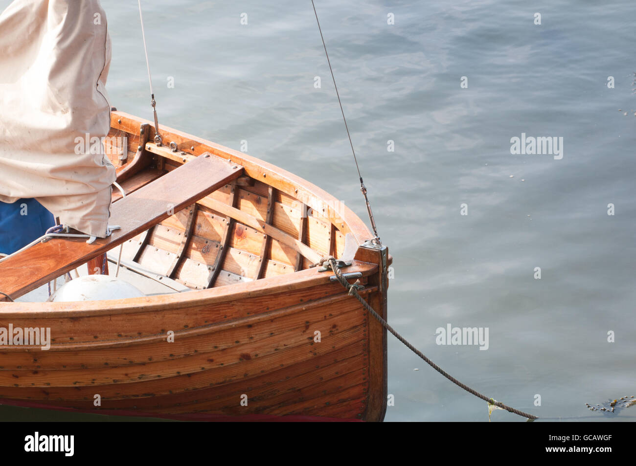 Small fishing boat setting hi-res stock photography and images - Alamy