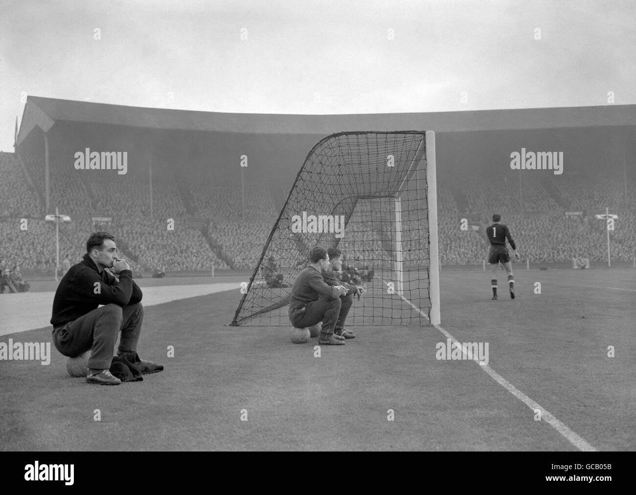 England hungary football Black and White Stock Photos & Images - Alamy