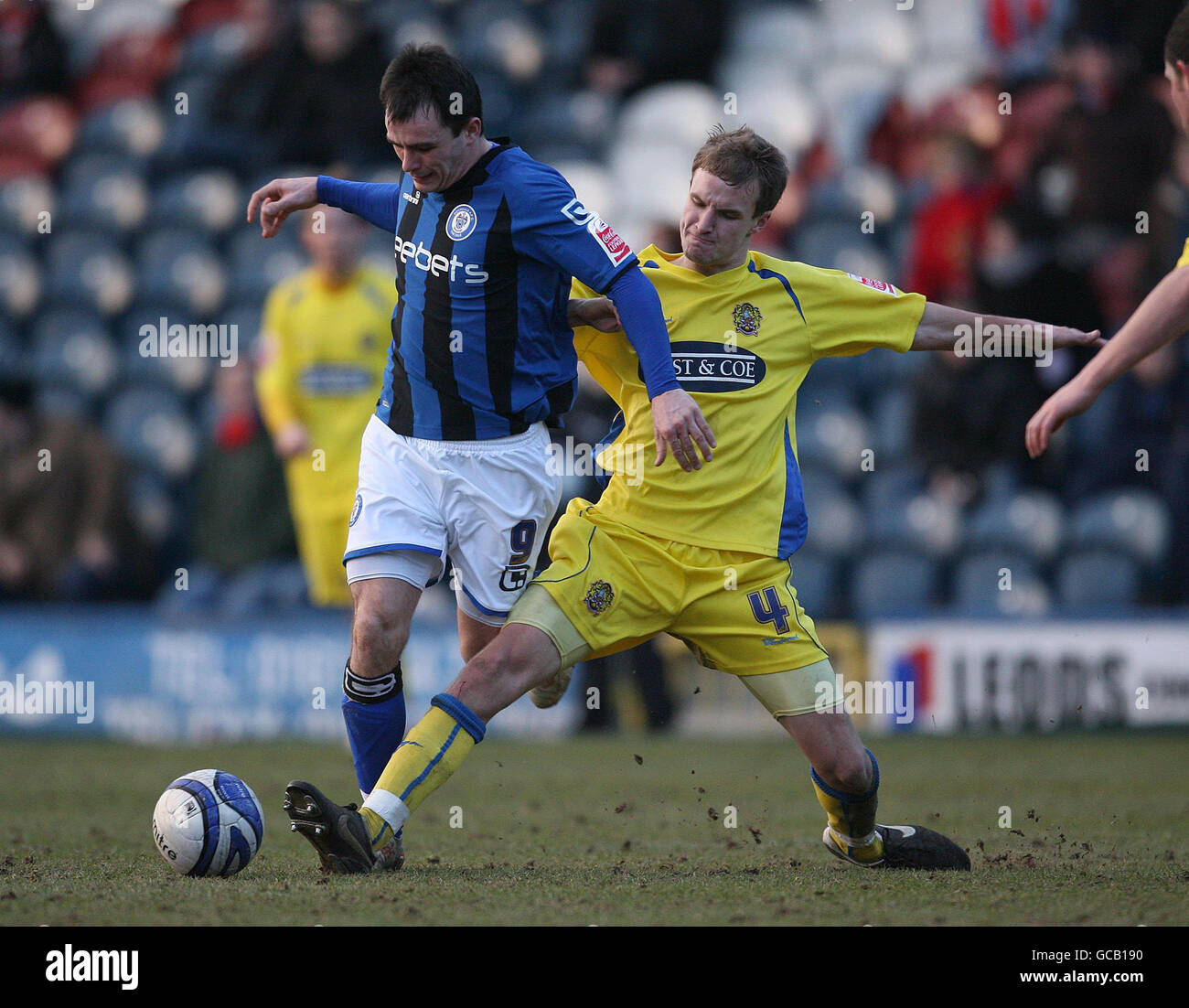 Two footballer players fight hi-res stock photography and images - Alamy