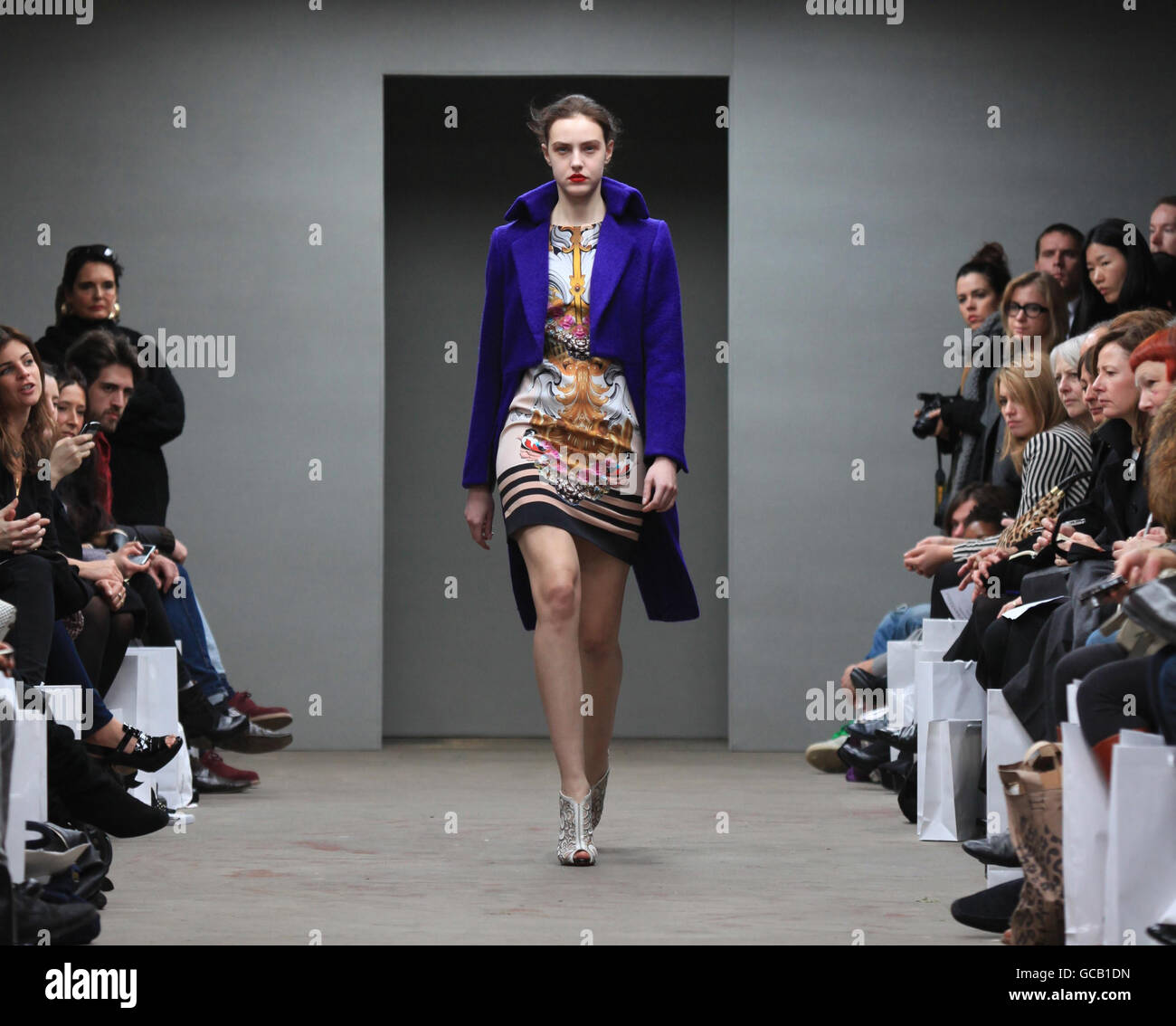 Full length catwalk ramp jacket mangms hi-res stock photography and ...