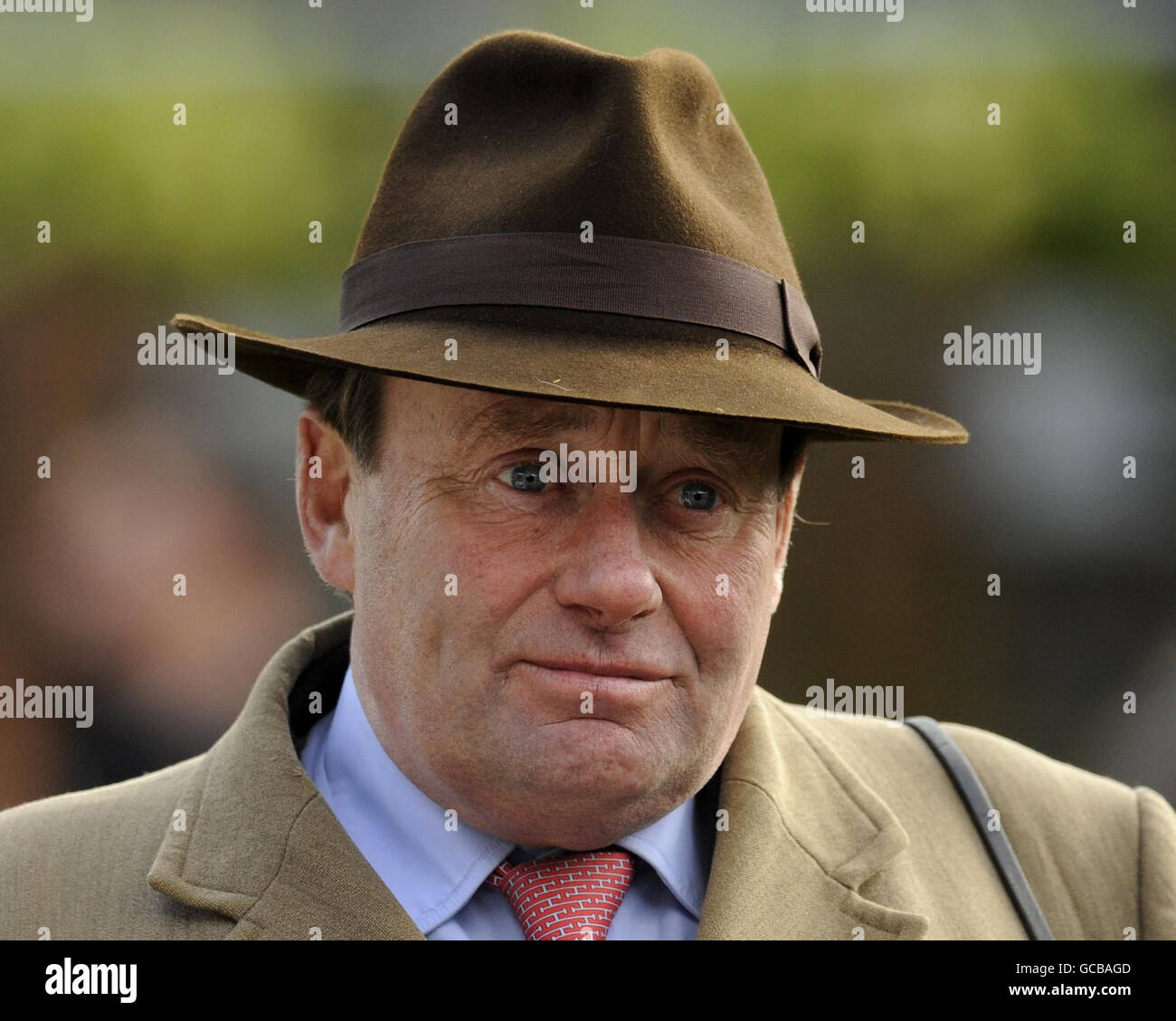 Trainer nicky henderson betfair ascot chase day ascot racecourse hi-res ...