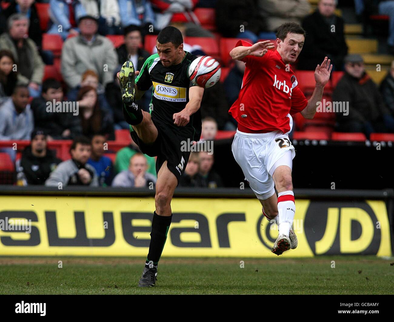 Yeovil Town's Steven Caulker (left) and Charlton Athletic's David ...