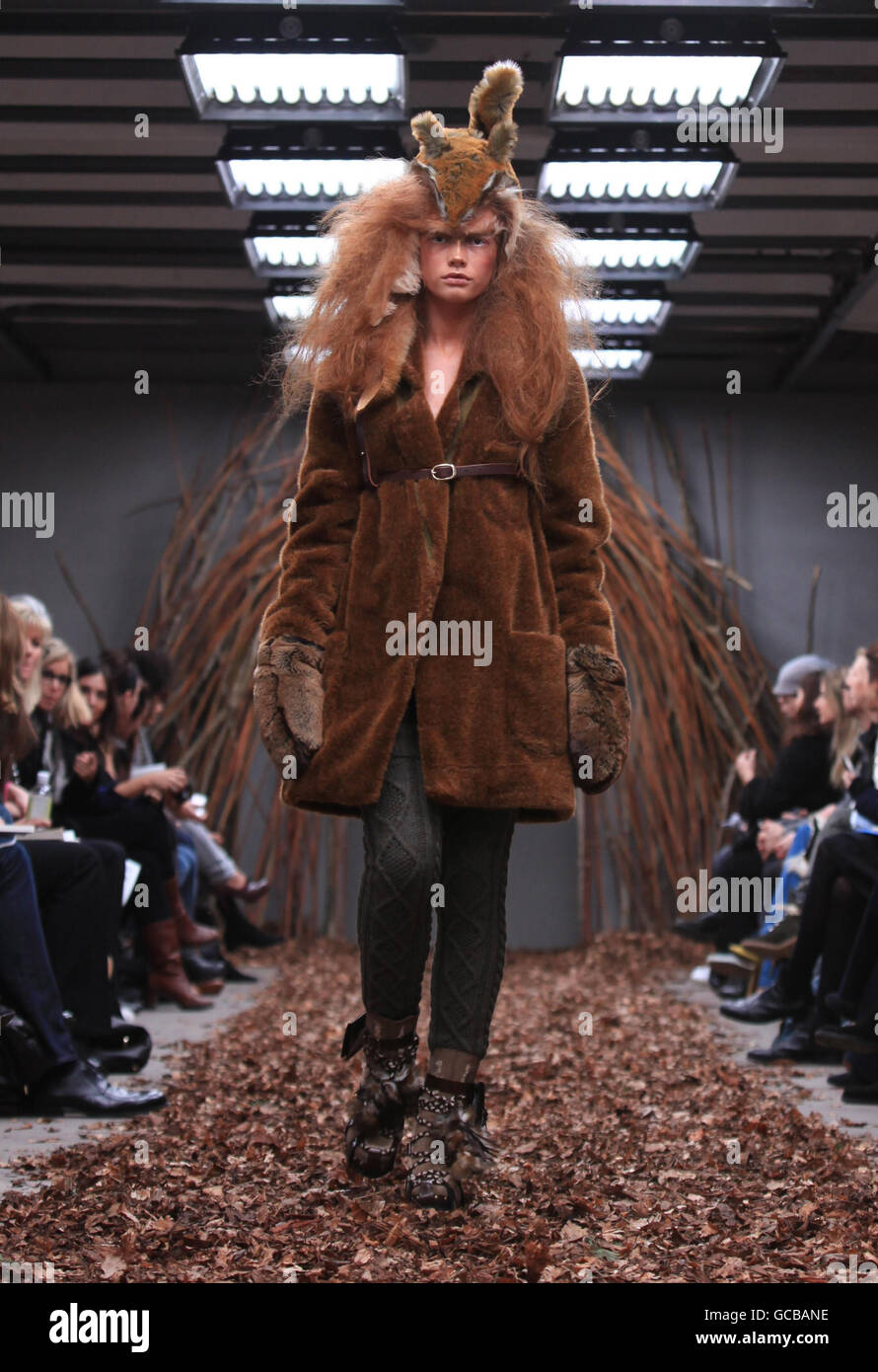 Unique Catwalk - London Fashion Week Stock Photo - Alamy