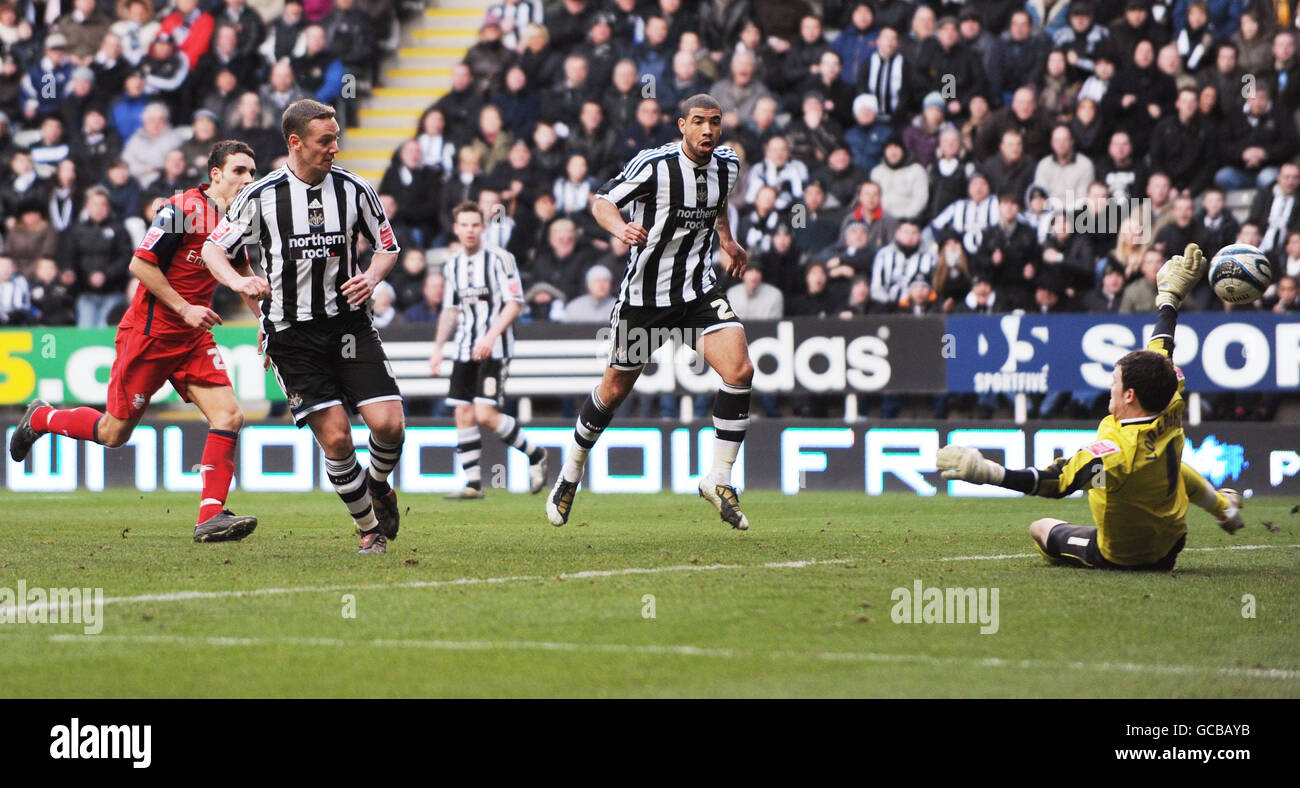 Soccer - Coca-Cola Football League Championship - Newcastle United v ...