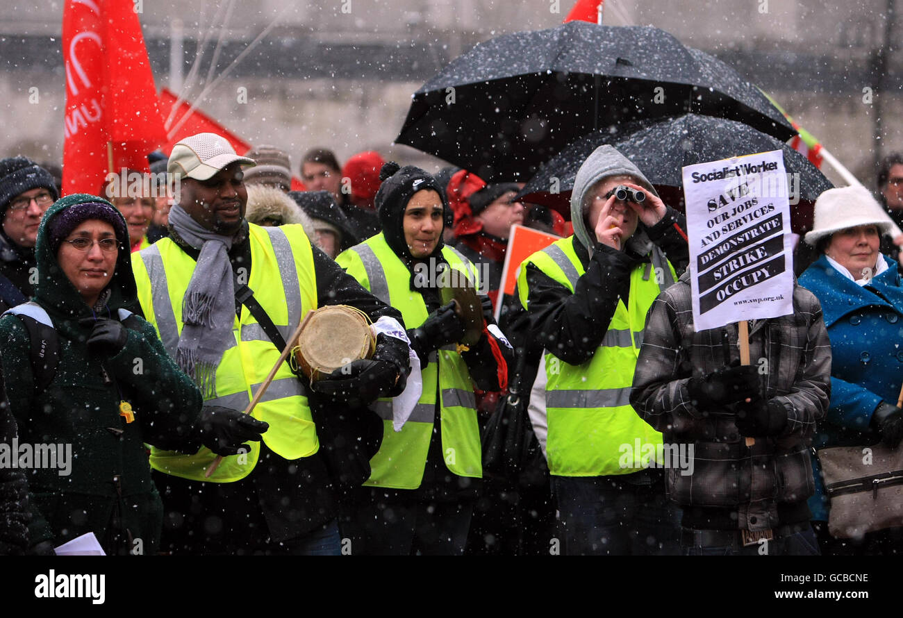 Birmingham council workers hi-res stock photography and images - Alamy