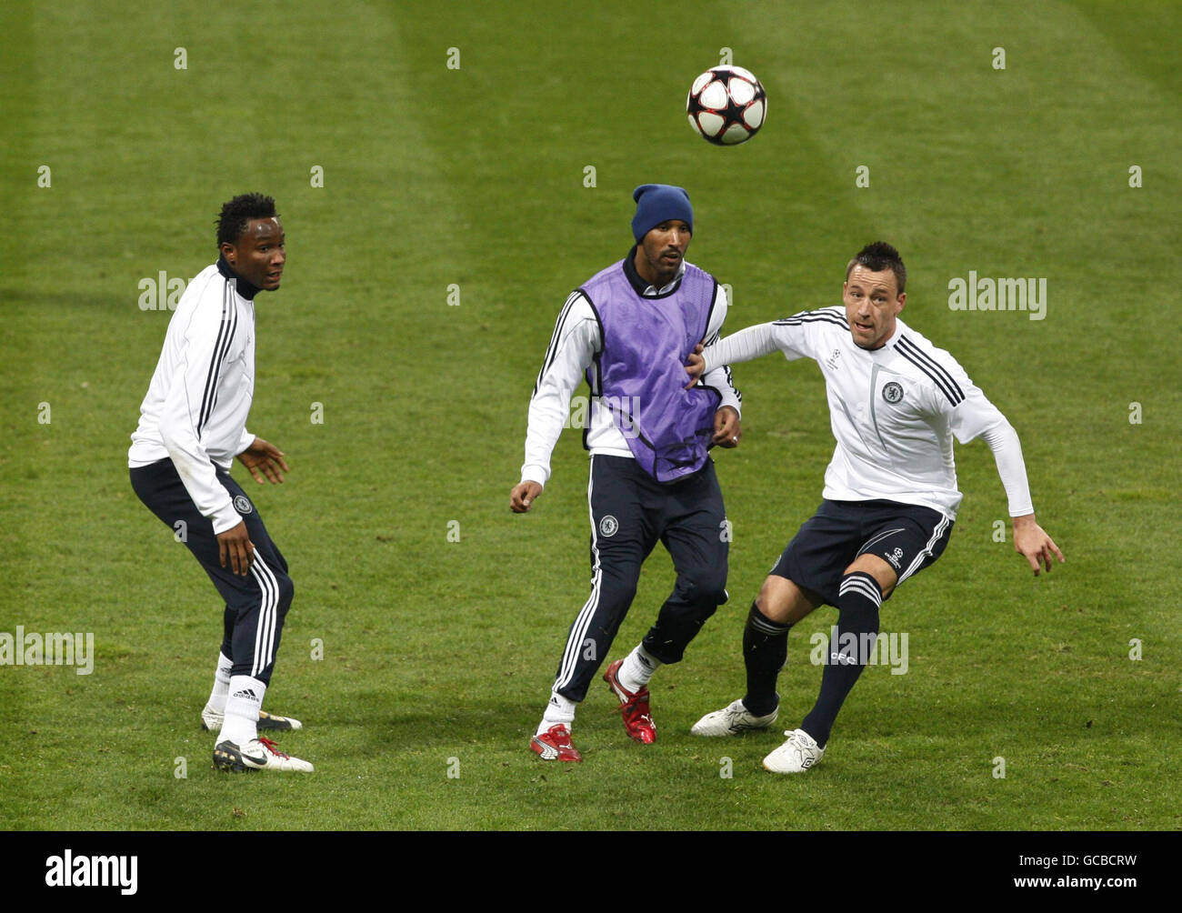 Soccer - UEFA Champions League - Round of 16 - First Leg - Inter Milan ...