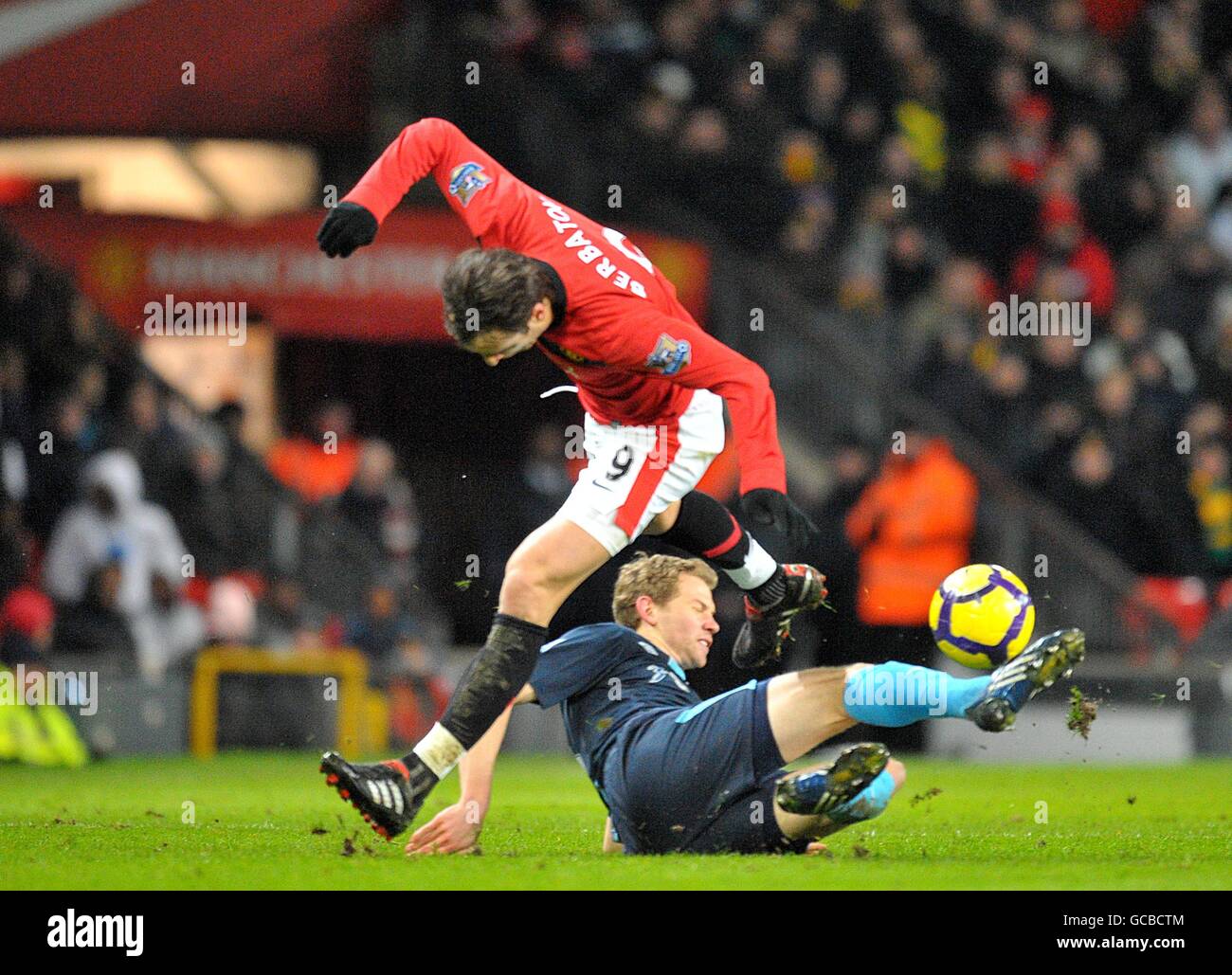Jonathan spector manchester united hi-res stock photography and images ...