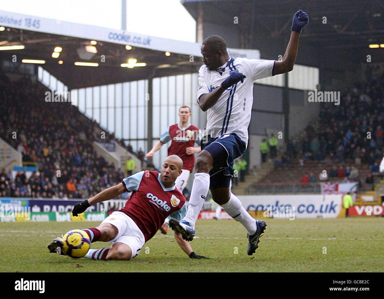 Portsmouths john utaka hi-res stock photography and images - Alamy