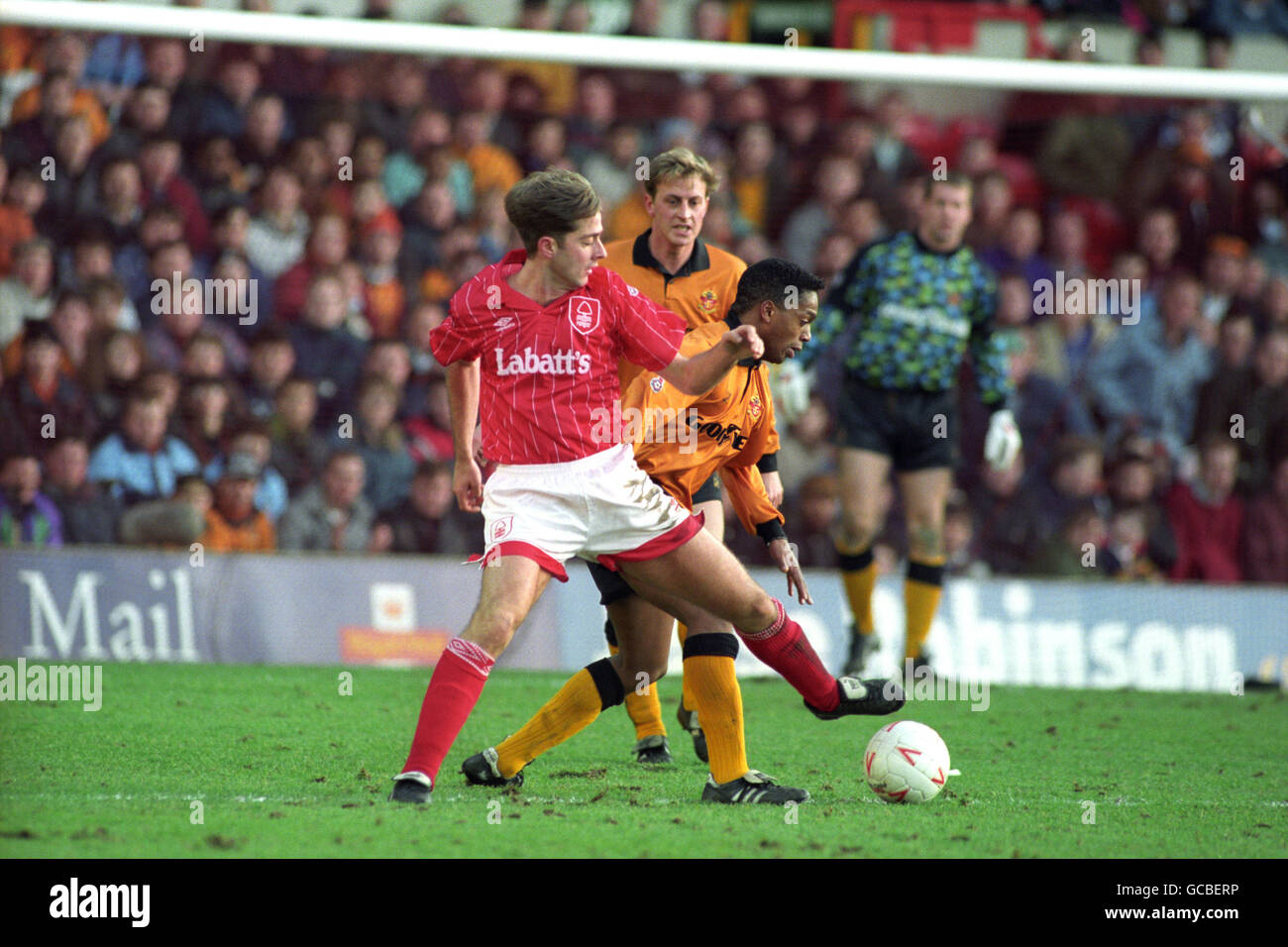 L-R: IAN WOAN, NOTTINGHAM FOREST. MARK RANKINE, WOLVERHAMPTON WANDERERS ...