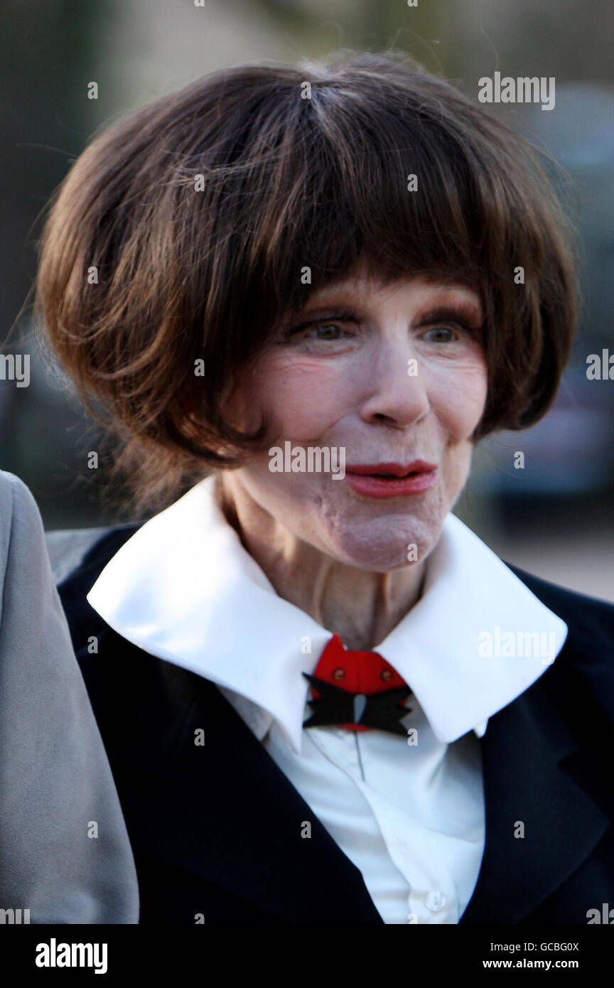 Fenella fielding hi-res stock photography and images - Alamy