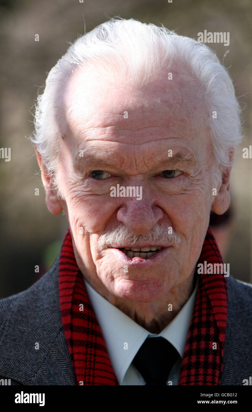 Guitarist Bert Weedon arrives at The Stables in Milton Keynes for the ...
