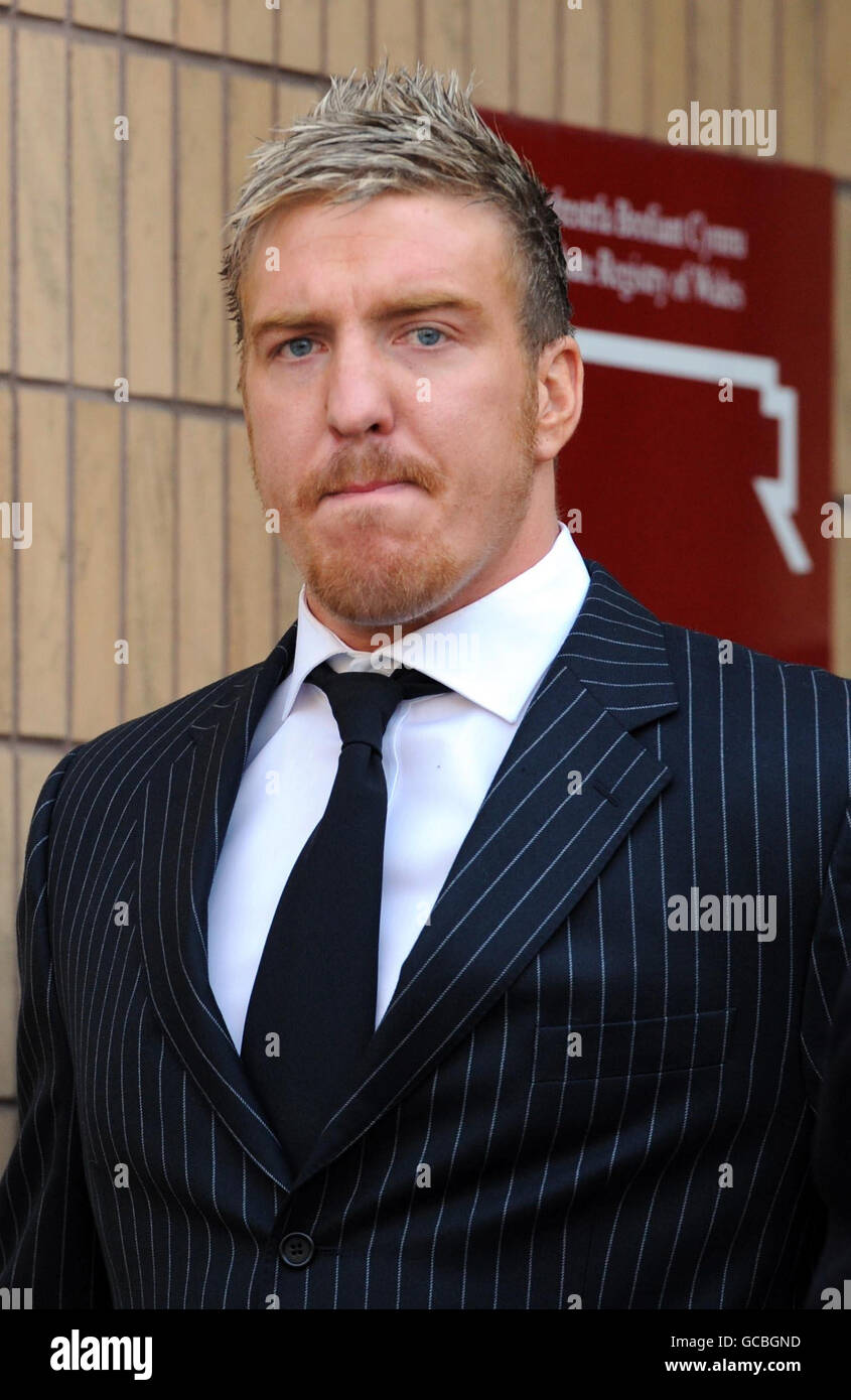 Andy Powell in court Stock Photo - Alamy