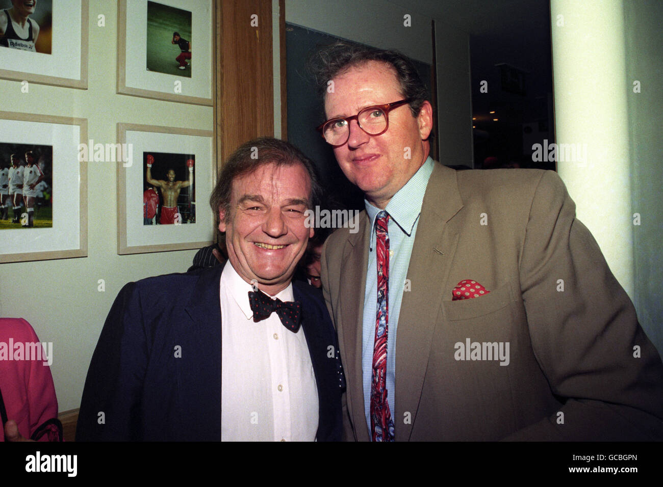 KEITH FLOYD-GILMOUR-BAR OPENING Stock Photo - Alamy