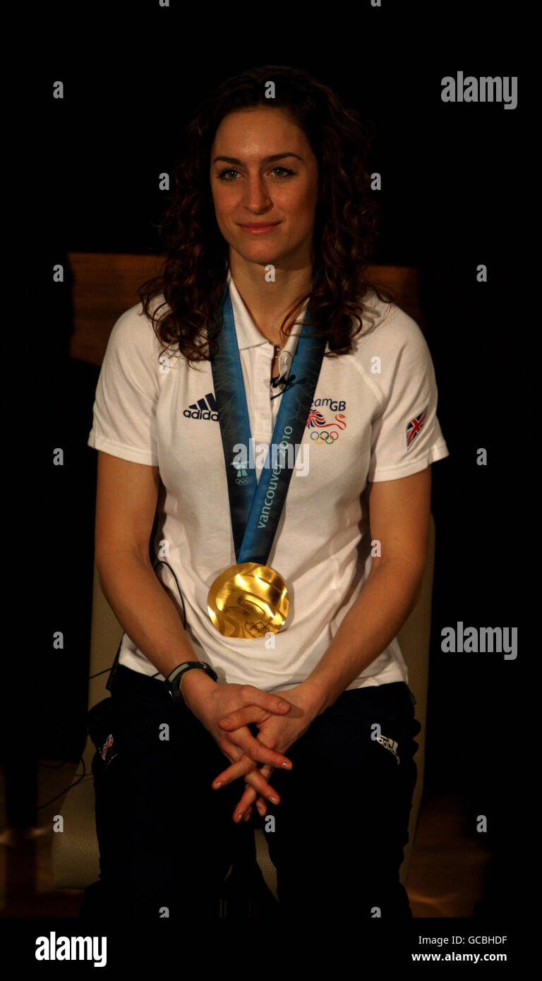 Amy williams arrives back heathrow airport hi-res stock photography and ...