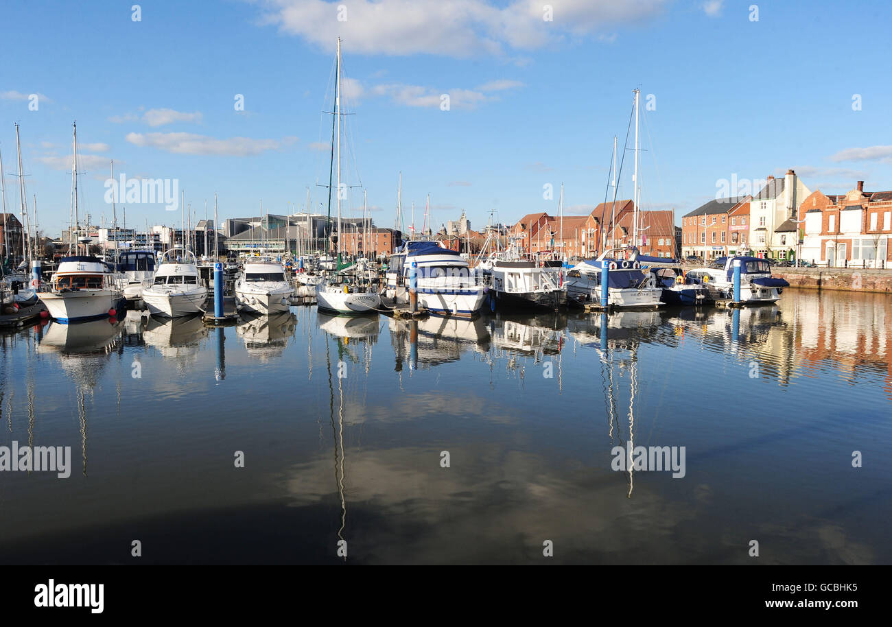 Hull Marina - Hull Stock Photo - Alamy