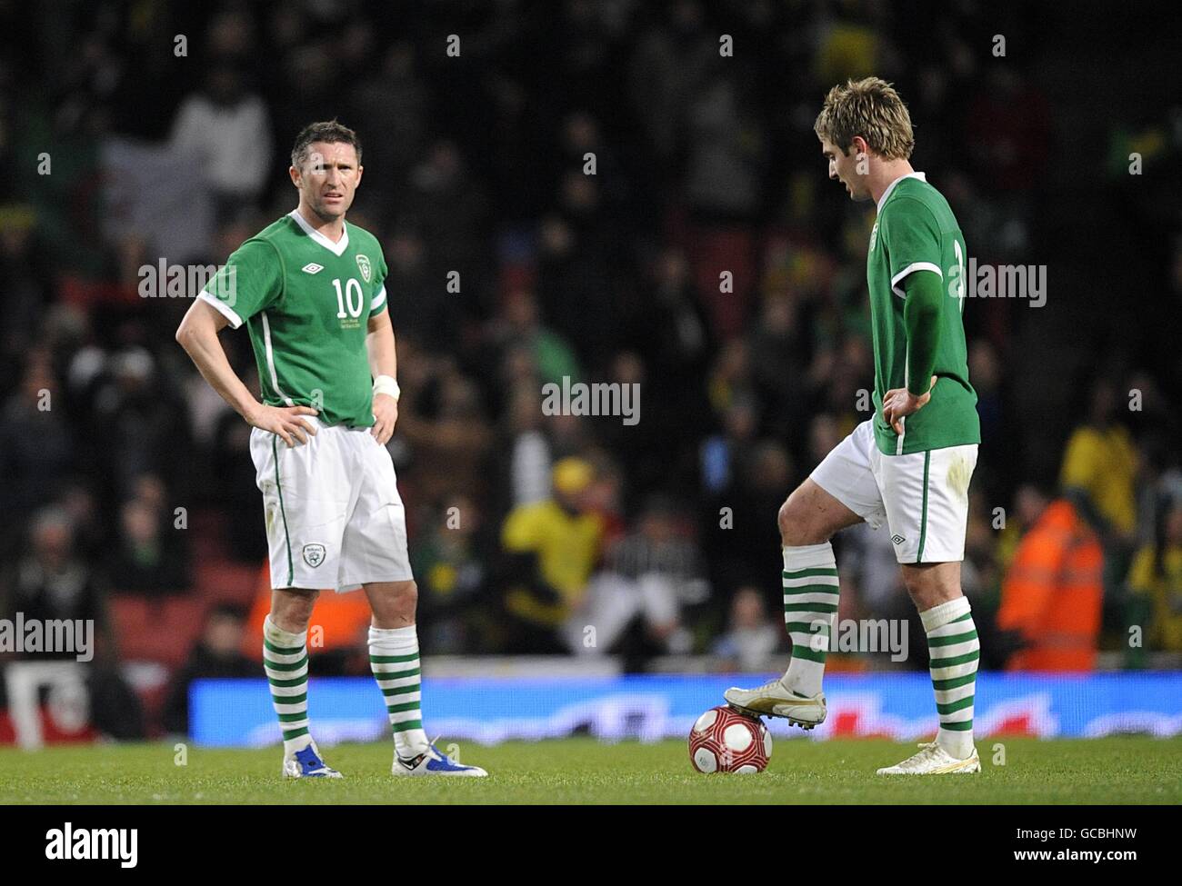 Republic of irelands kevin doyle hi-res stock photography and images ...