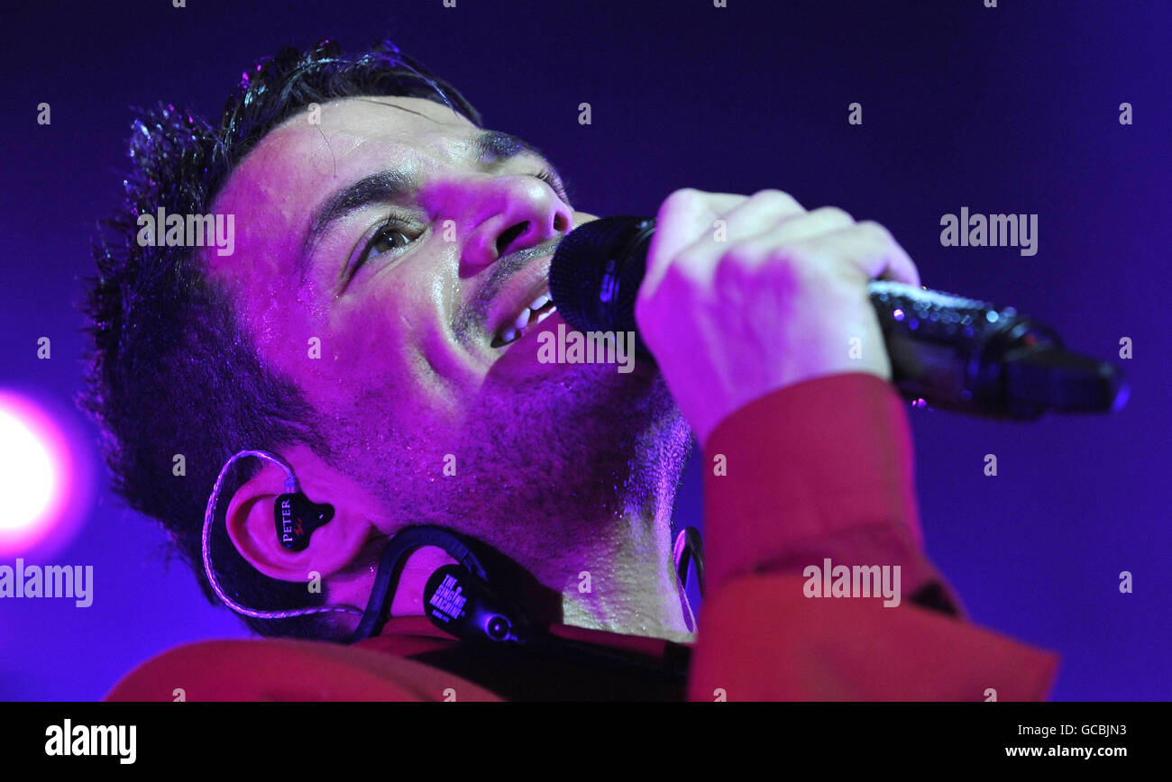 Peter Andre in concert - London Stock Photo - Alamy